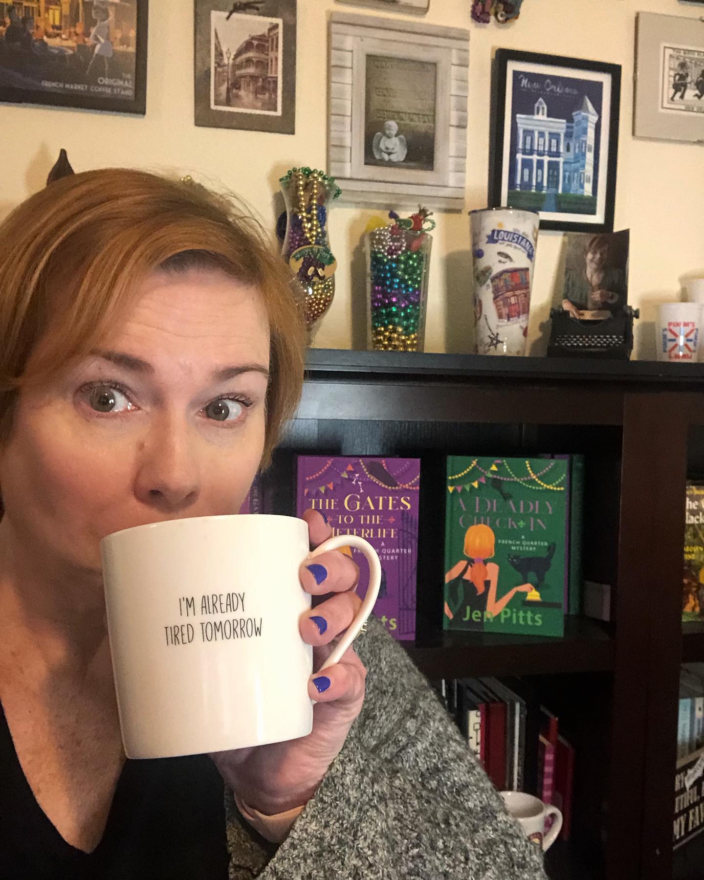 How to Write a Best Selling Cozy Mystery (Step by Step)